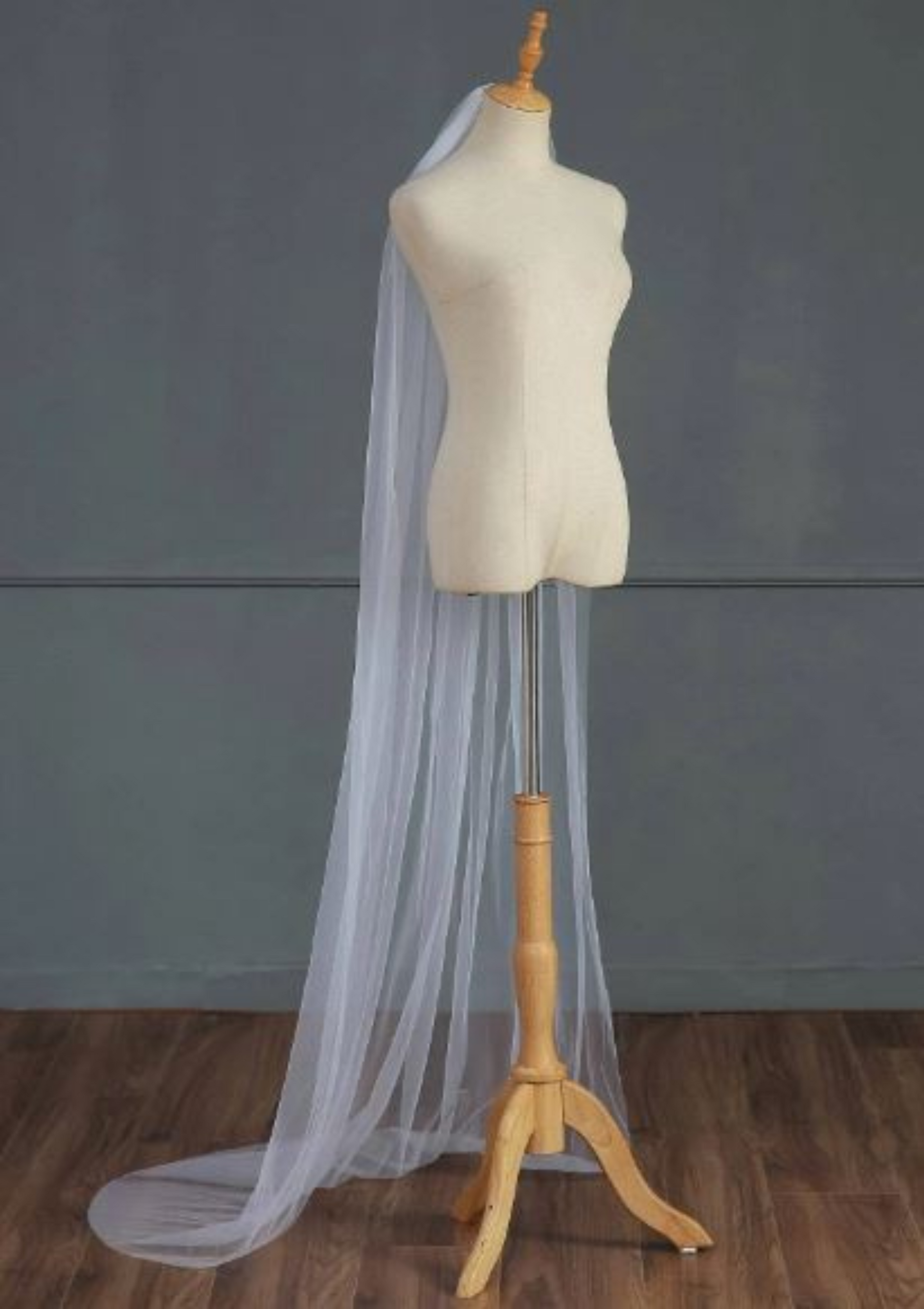 Classic Floaty Bridal Veil 2m (Floor Length Veil) – Veils & More NZ